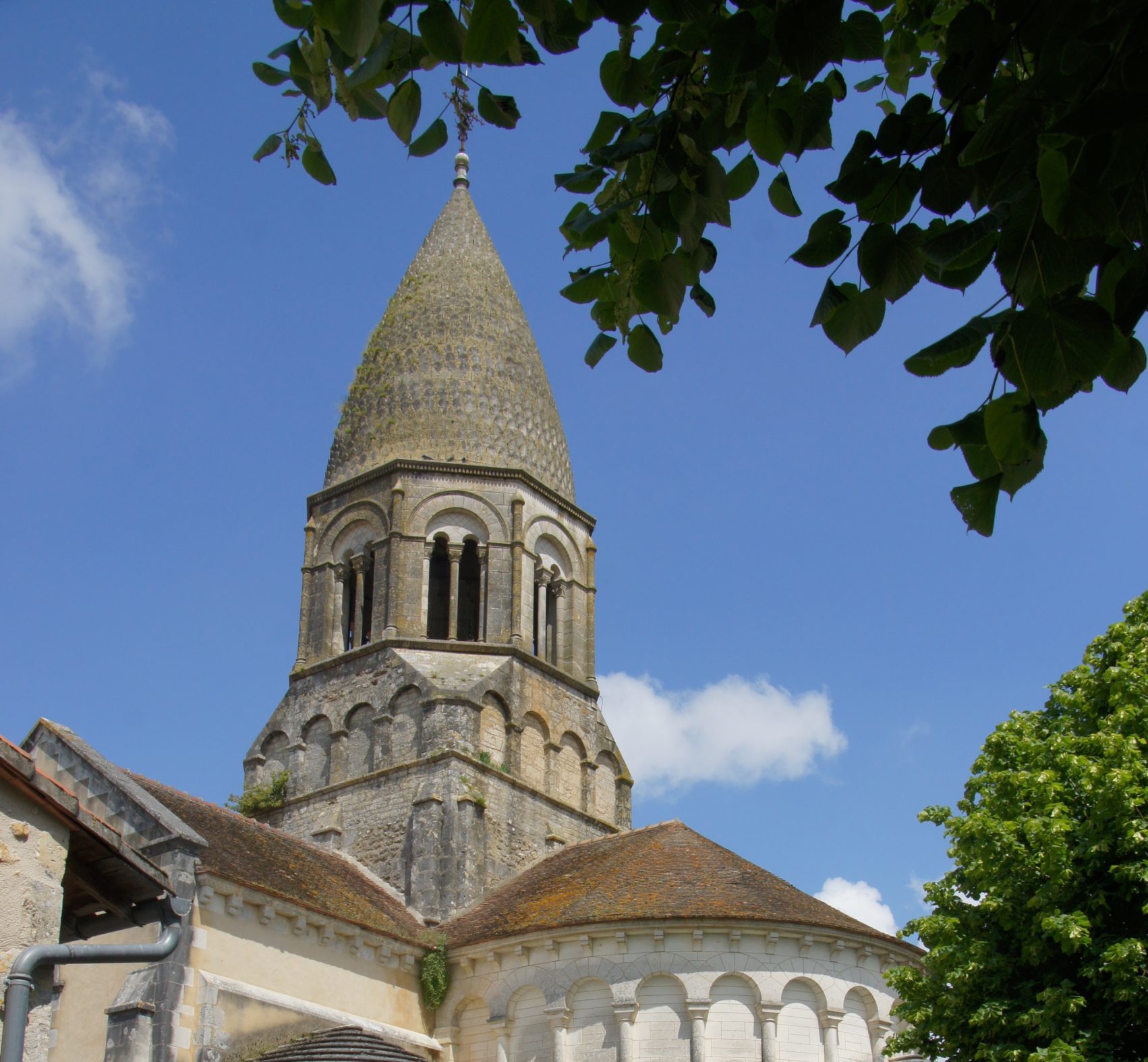 Messe du dimanche 15 novembre en direct de Montbron - Doyenne Est Charente